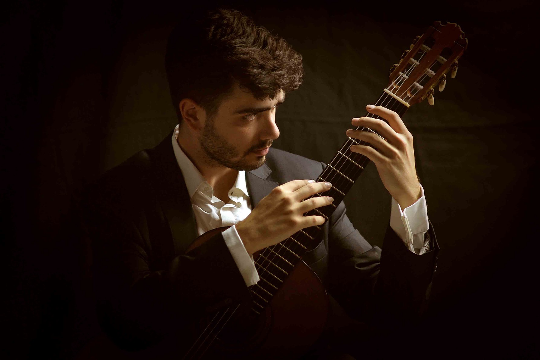 Rasgueado: Dimitris Soukaras - EGTA